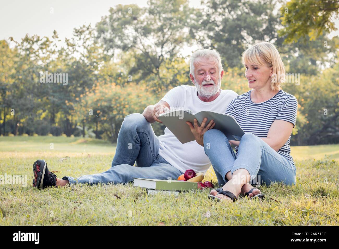 How to read a boo hi-res stock photography and images - Alamy