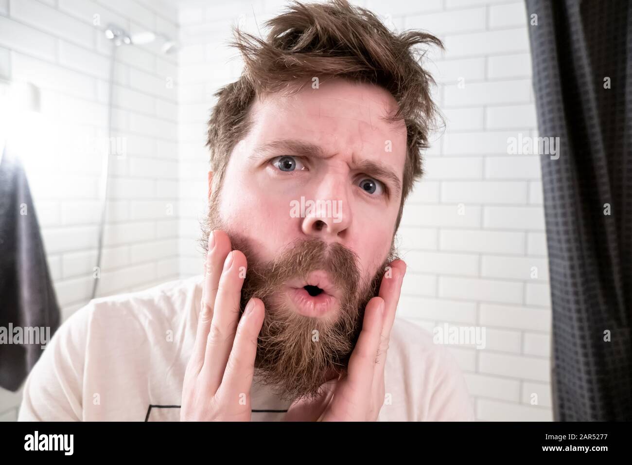 Very hairy man hi-res stock photography and images - Alamy