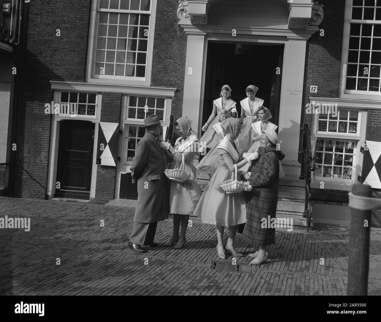 Haarlem flower girls in new costume Date: March 16, 1959 Stock Photo ...