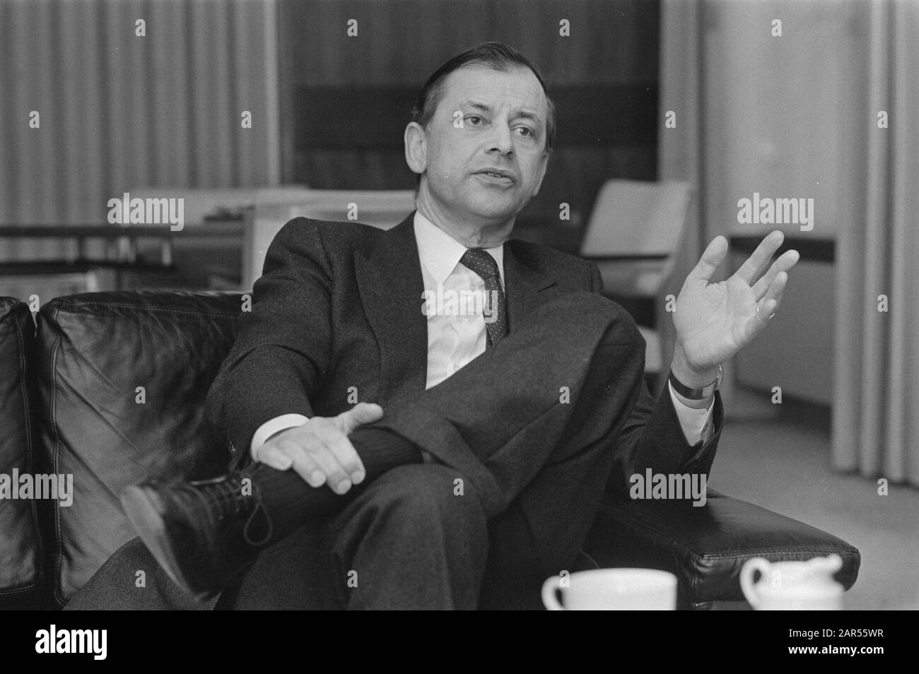 Director mees hi-res stock photography and images - Alamy