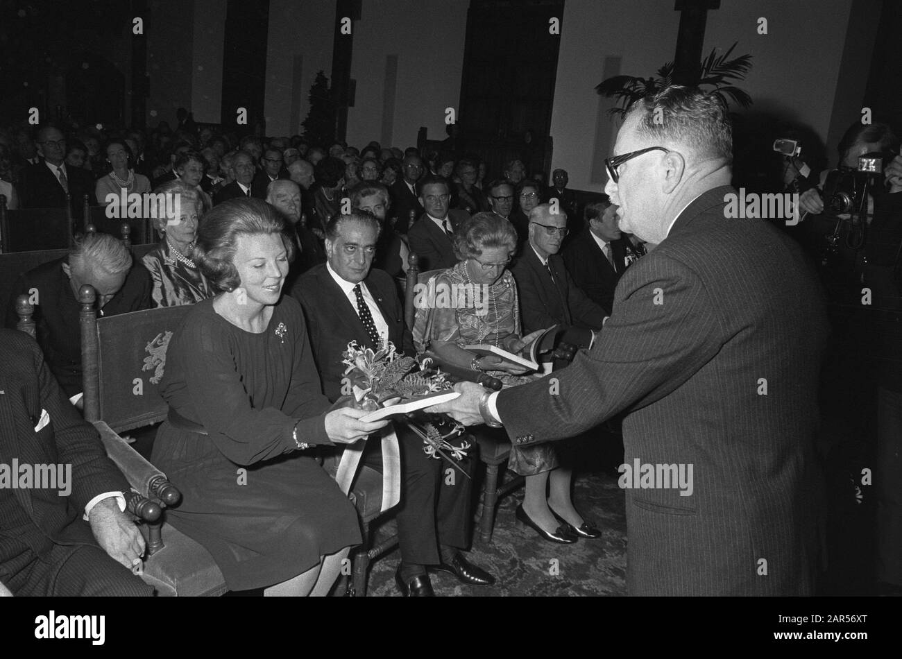 Persian empire 1971 Black and White Stock Photos & Images - Alamy