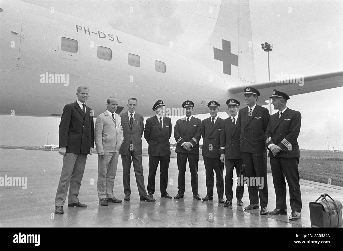 Red Cross flights to Biafra The aircraft (from Martinair) with the crew ...
