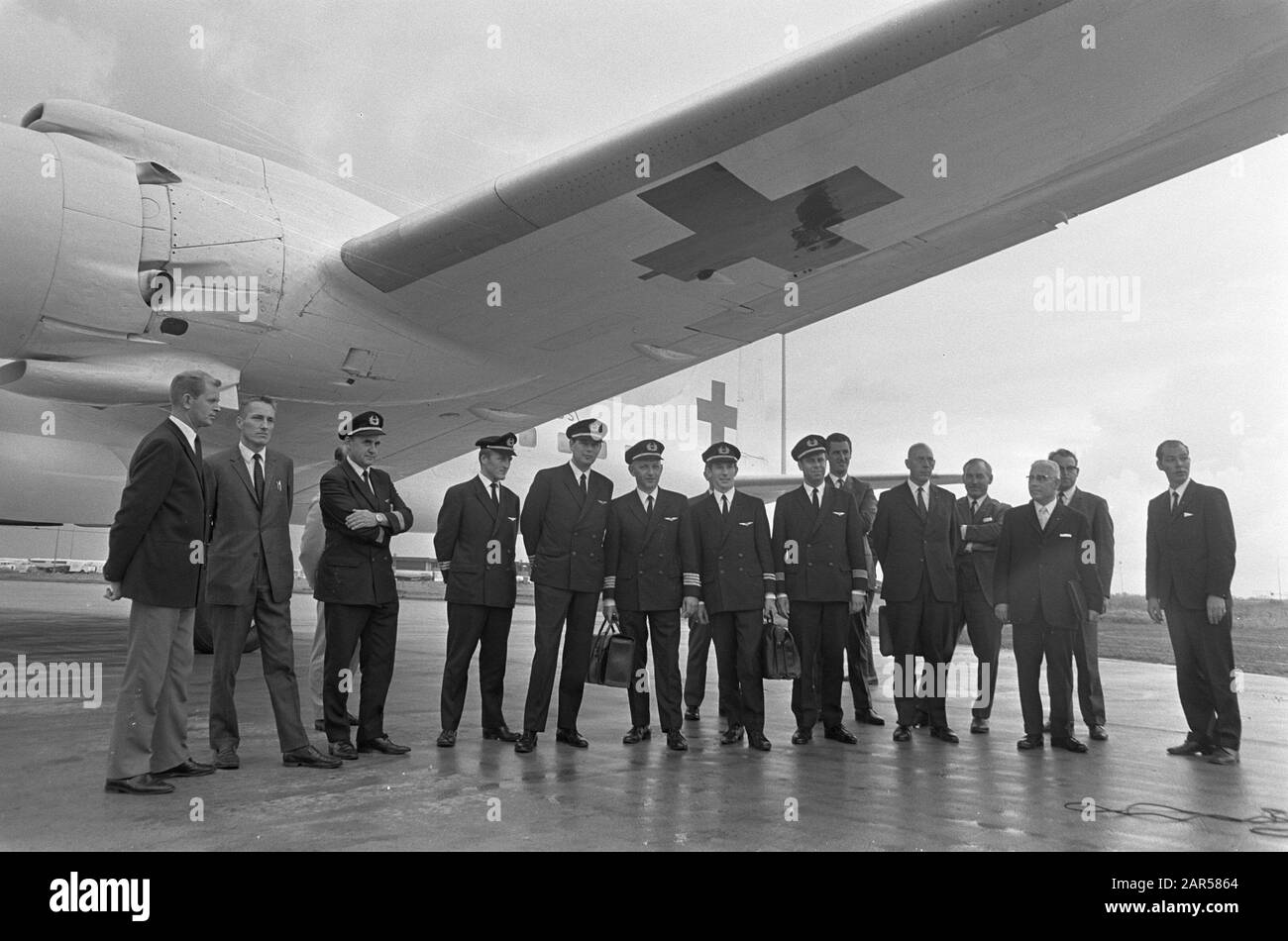 Red Cross flights to Biafra The aircraft (from Martinair) with the crew ...