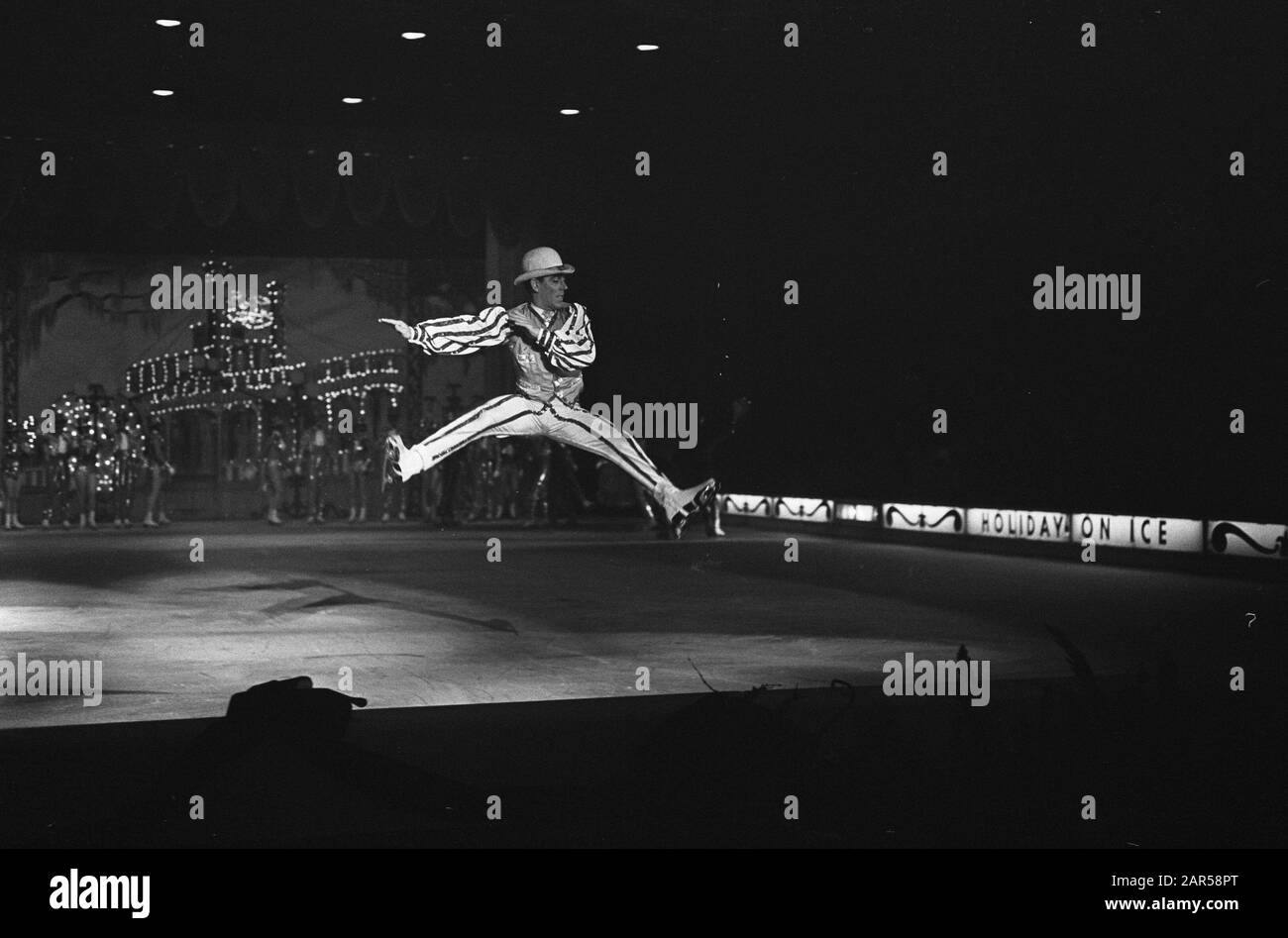 Holiday on Ice in RAI building, during show Date: September 24, 1964 ...