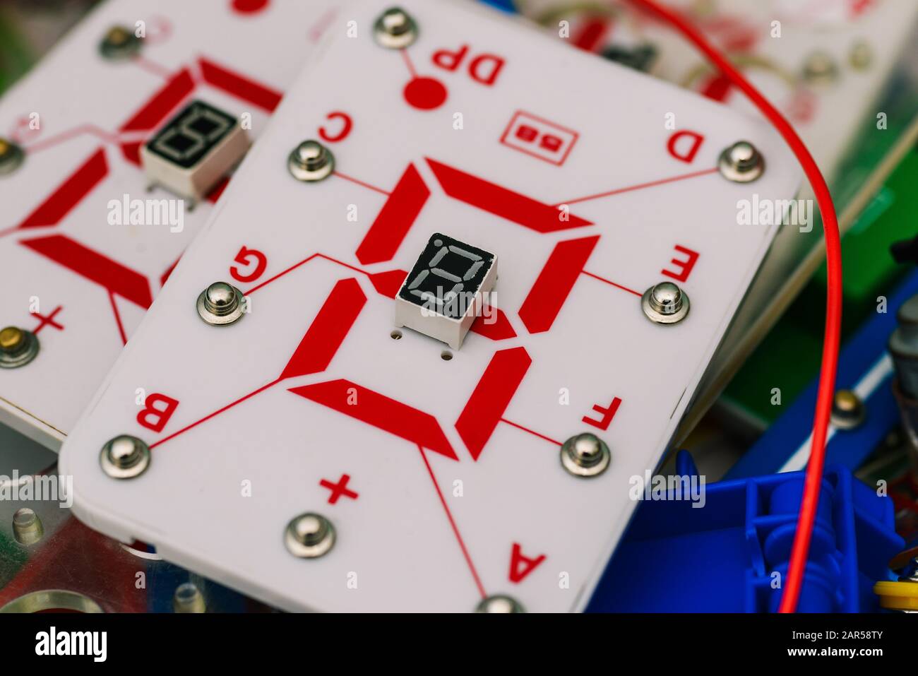 Circuit construction kit hi-res stock photography and images - Alamy