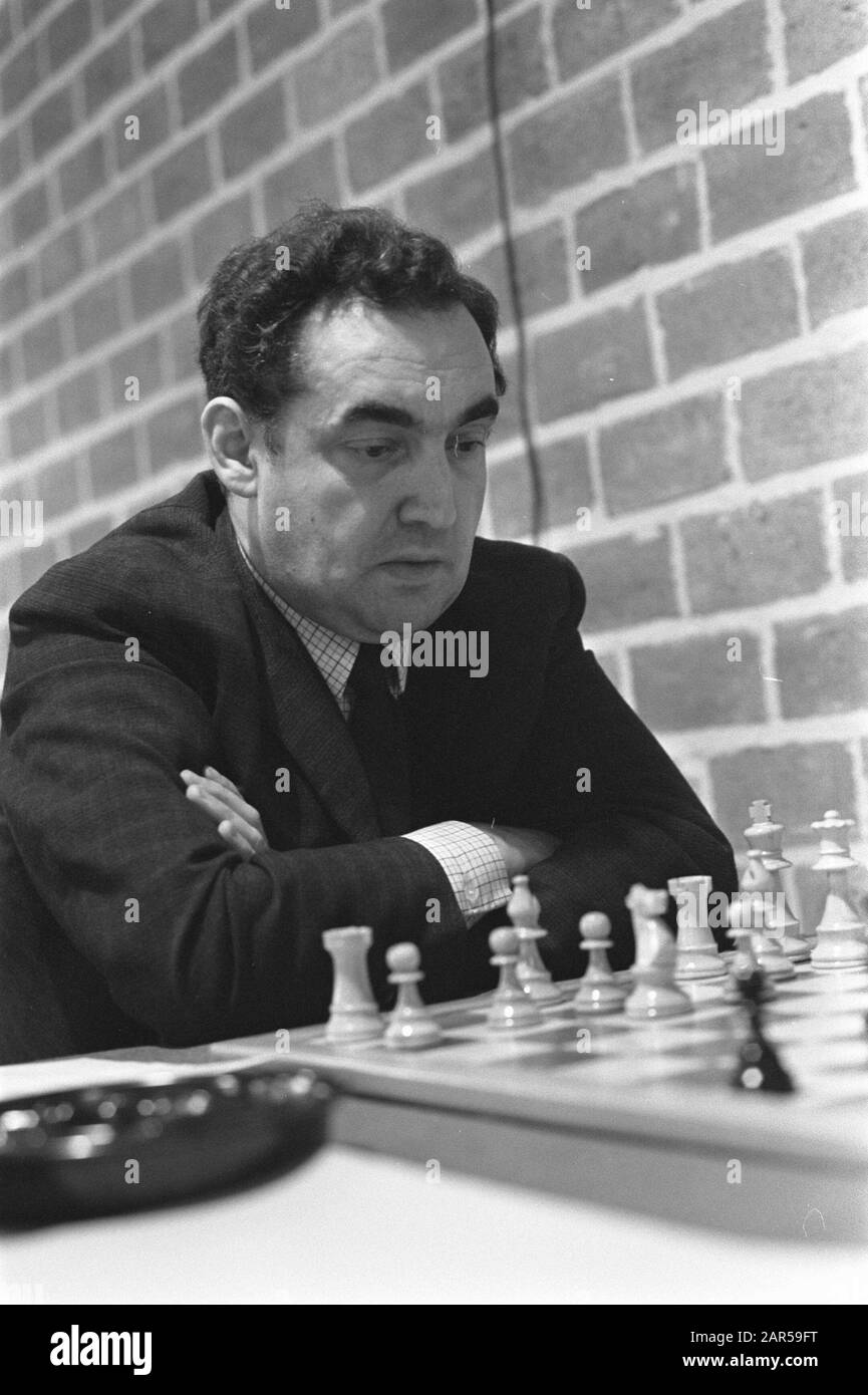 Hoogovens chess tournament hi-res stock photography and images - Alamy