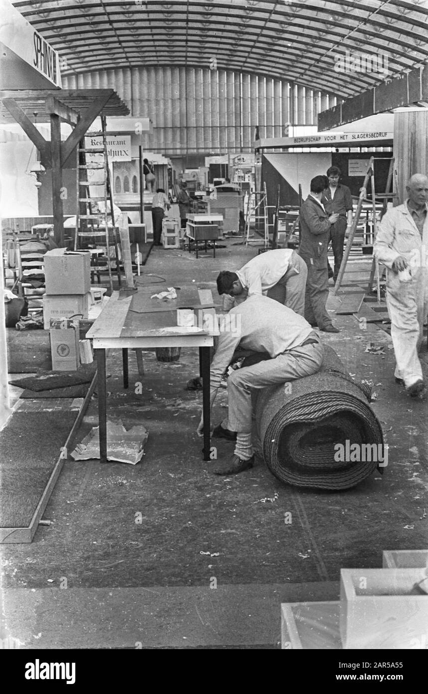 Preparing products Black and White Stock Photos & Images - Alamy