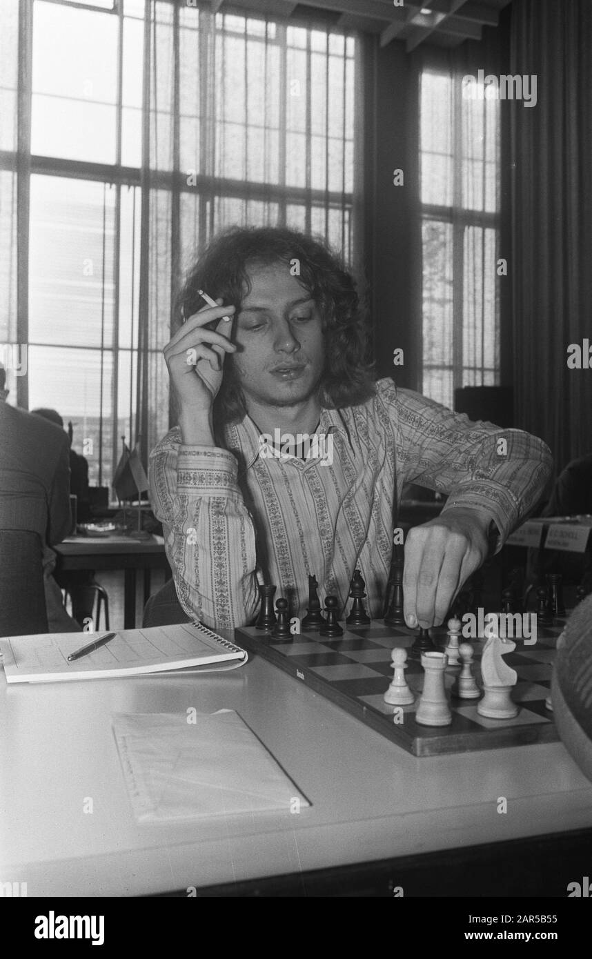 Timman chess hi-res stock photography and images - Alamy