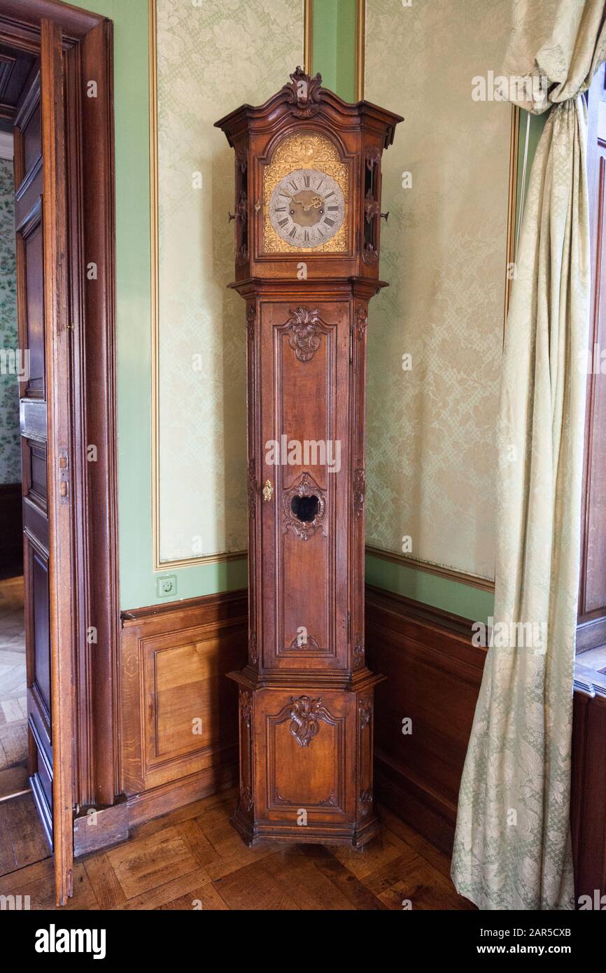 Clock in Hoensbroek castle ,Netherlands Stock Photo - Alamy