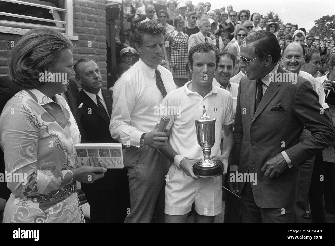 Tennis tournament milkhouse hi-res stock photography and images - Alamy