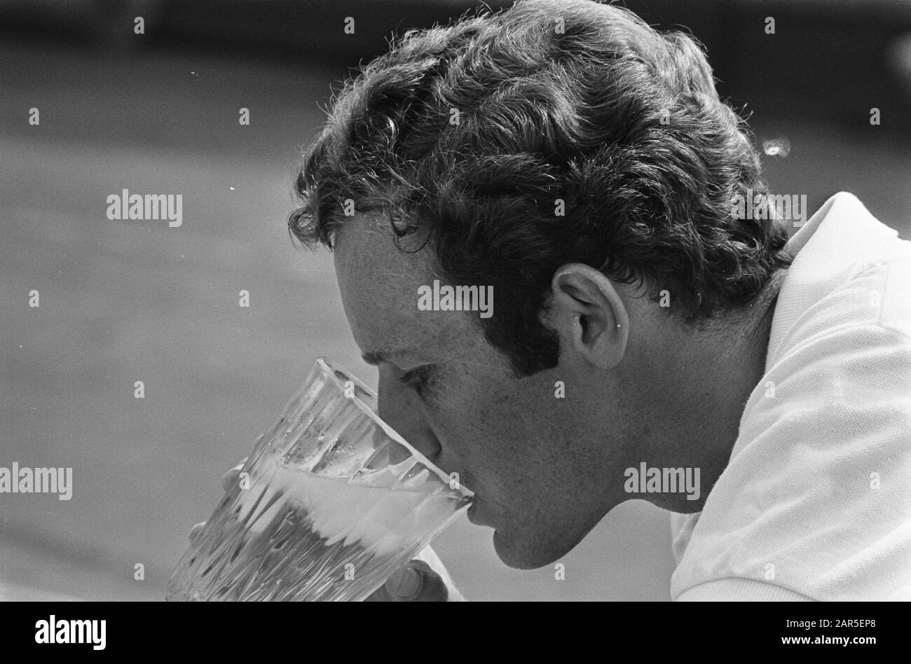 Tom okker drinks glass hi-res stock photography and images - Alamy