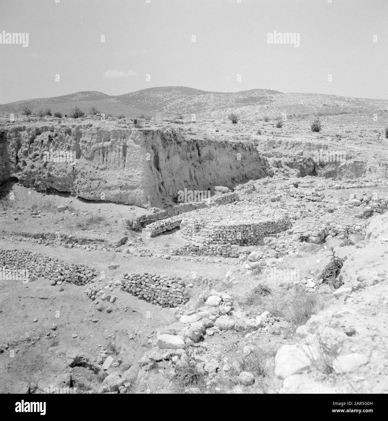 Israel: excavations Megido (Megiddo Stock Photo - Alamy