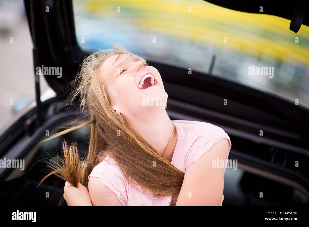 Squinting lady hi-res stock photography and images - Alamy