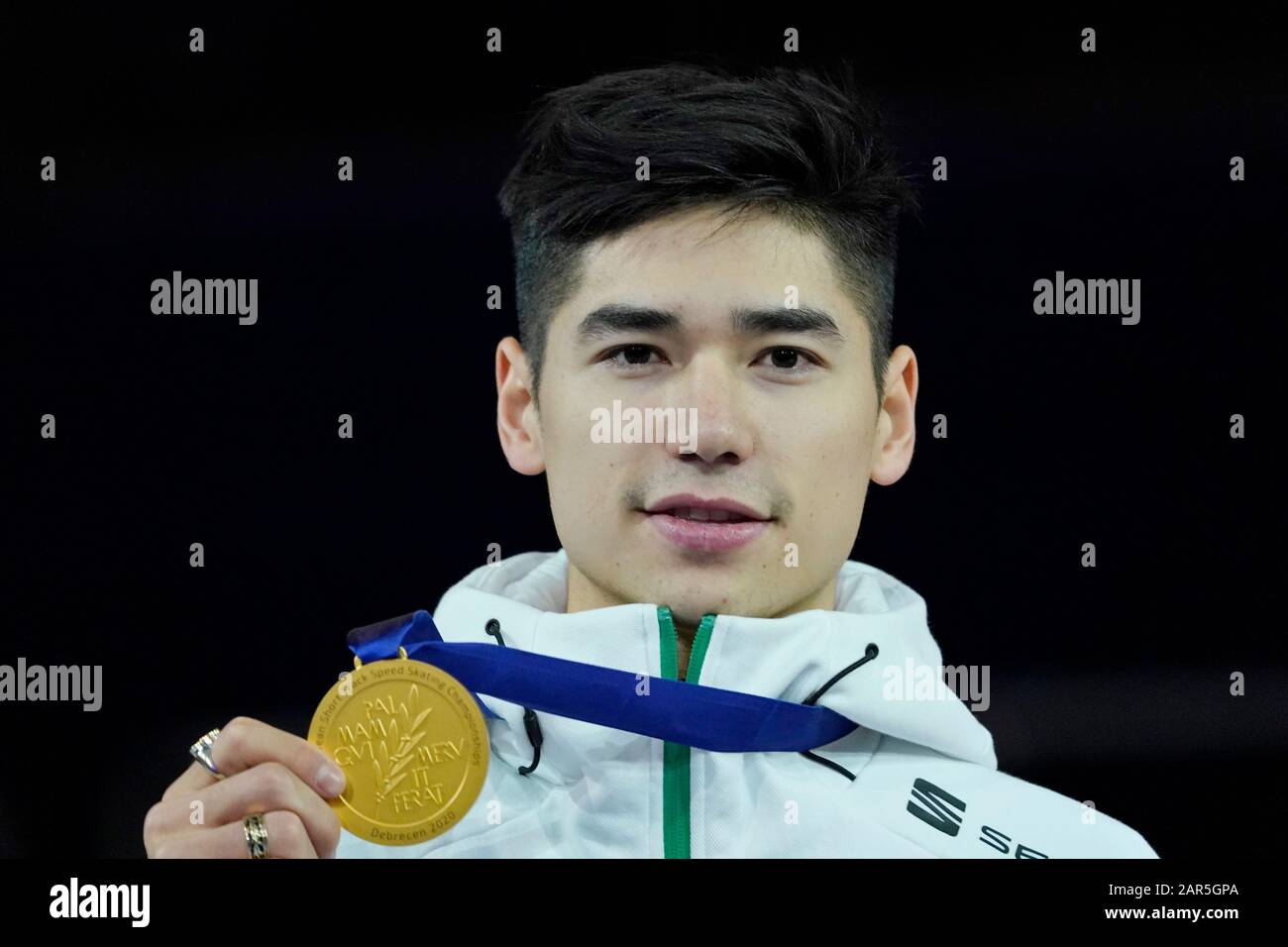 Ceremony 1500 meter Shaoang LIU (HUN) during ISU European Short Track ...