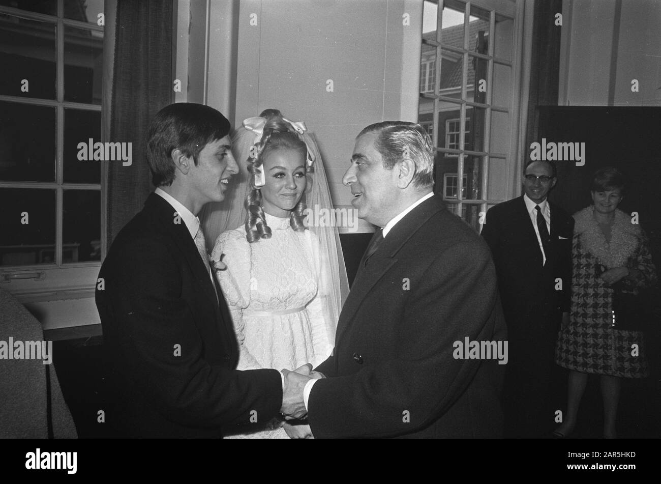 Johan Cruijff married to Danny Coster Jaap van Prague congratulates ...