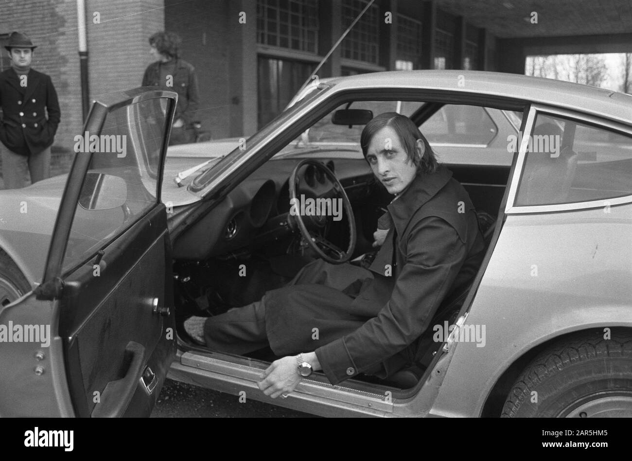Johan Cruijff chosen Europas best football player; Cruijff in his car ...