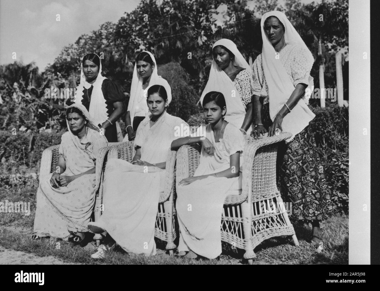 Wi [West Indies]/Anefo London series Young Surinamama-Hindu women Date ...
