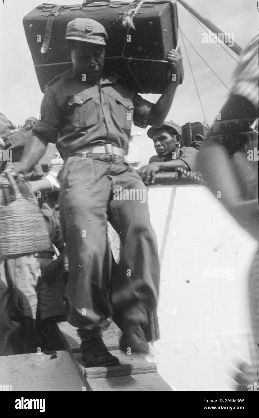 Disembarkation of the ship Tasman at Koepang (Timor) Koepang (Timor ...