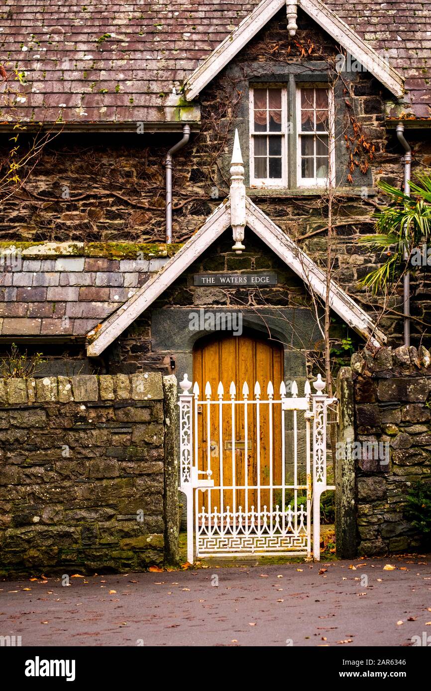 Lake Distict Cottage built from Lakeland Slate Stock Photo - Alamy