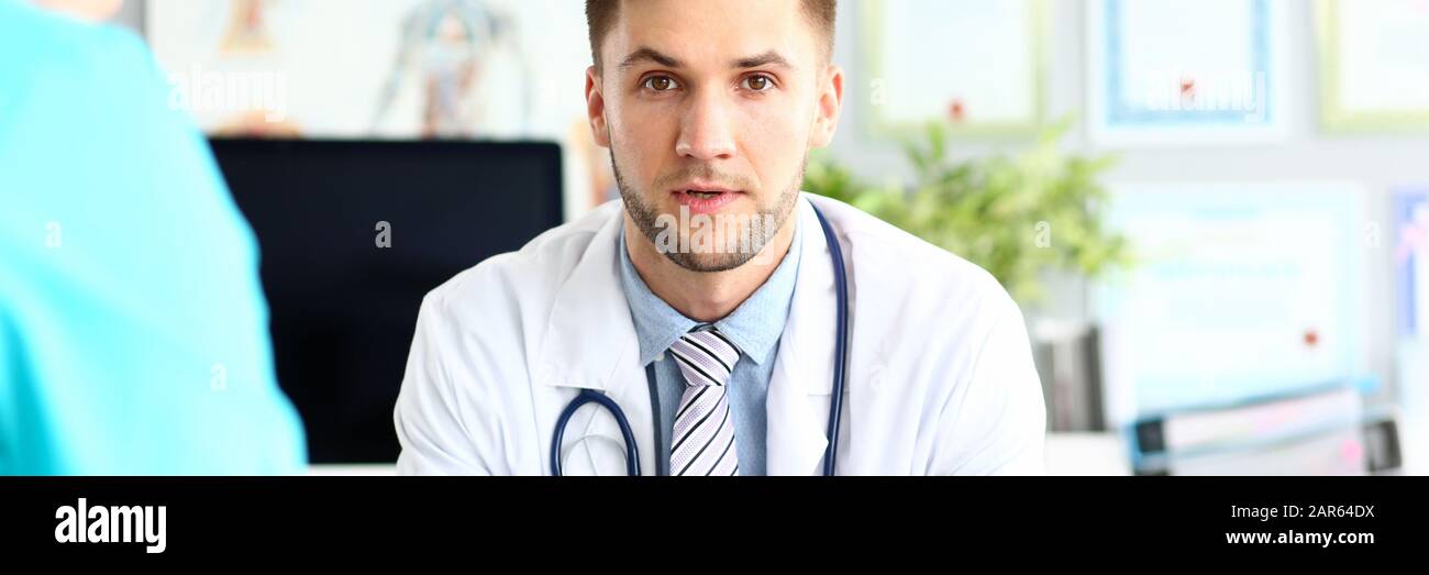 Bearded doctor hi-res stock photography and images - Alamy