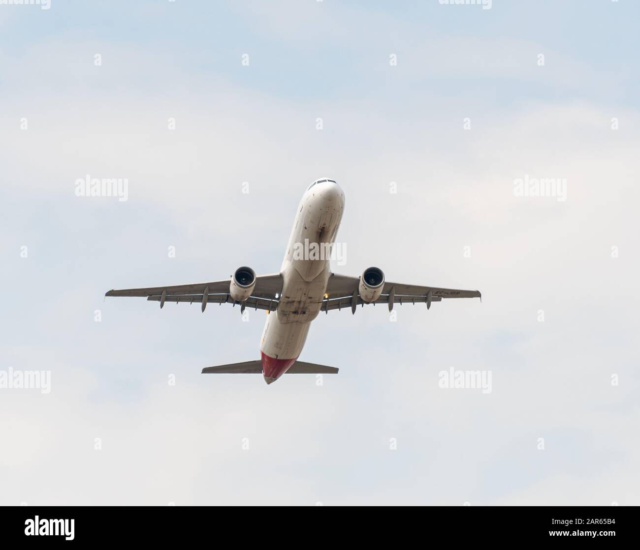 Airbus a321 213 ec jgs iberia hi-res stock photography and images - Alamy