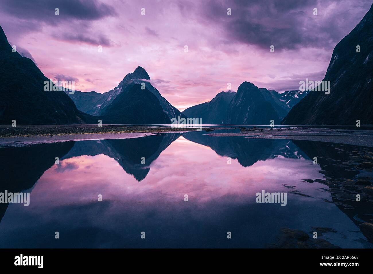 Mitre peak milford sound sunrise hi-res stock photography and images ...