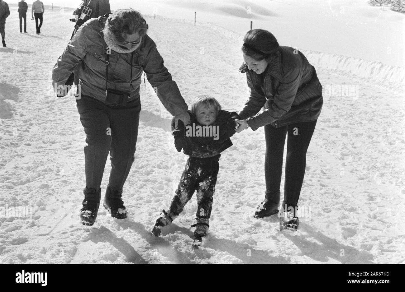 Royal Family for winter holidays in Lech; Queen Juliana, Princess ...