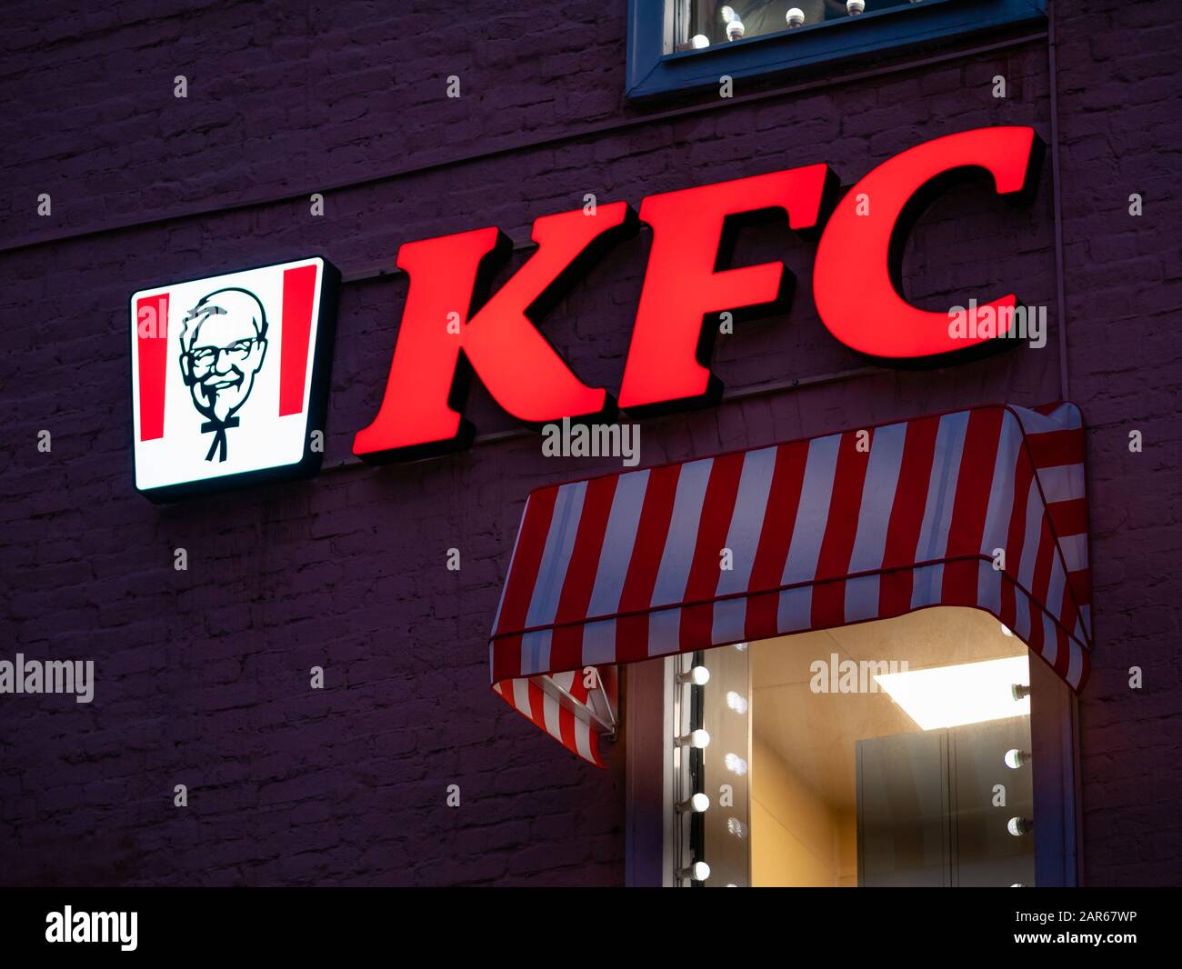 Kfc logo red lights on hi-res stock photography and images - Alamy