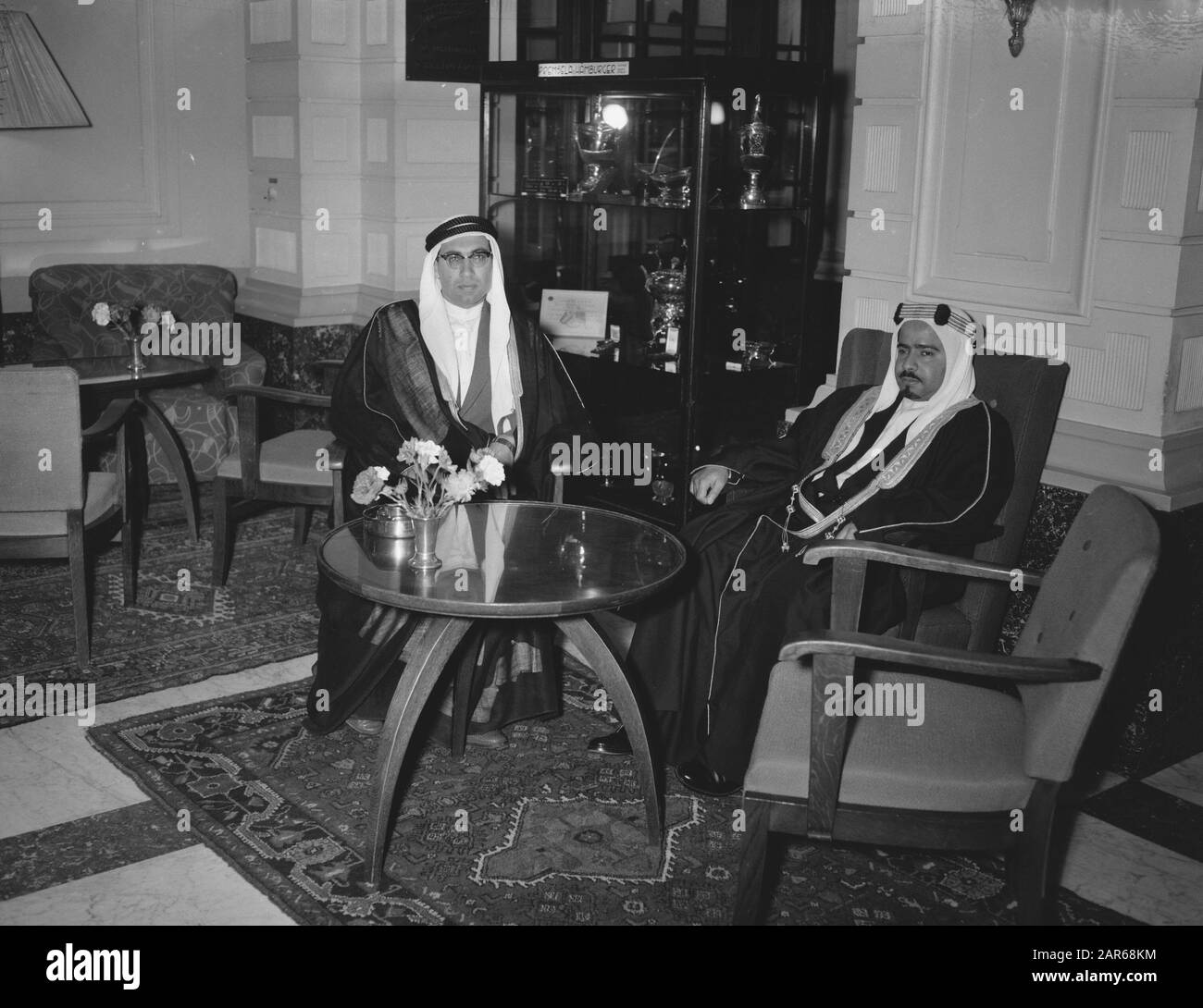 Crown prince of bahrain Black and White Stock Photos & Images - Alamy
