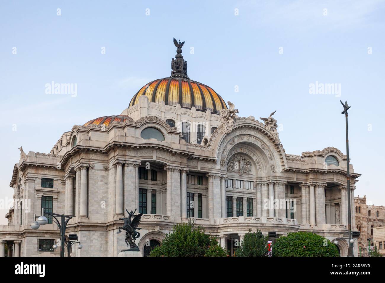 Mexico concert hall hi-res stock photography and images - Alamy