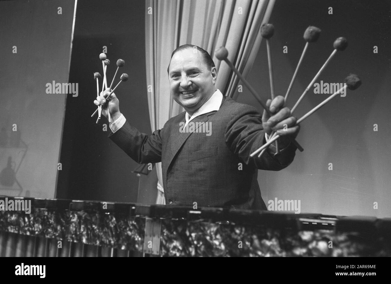 April 19 1961 hi-res stock photography and images - Alamy