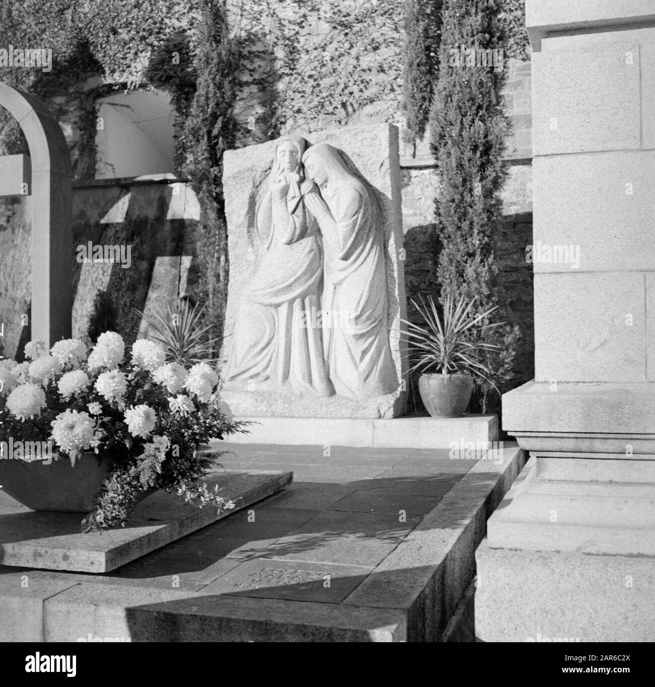 Swiss tombstone Black and White Stock Photos & Images - Alamy