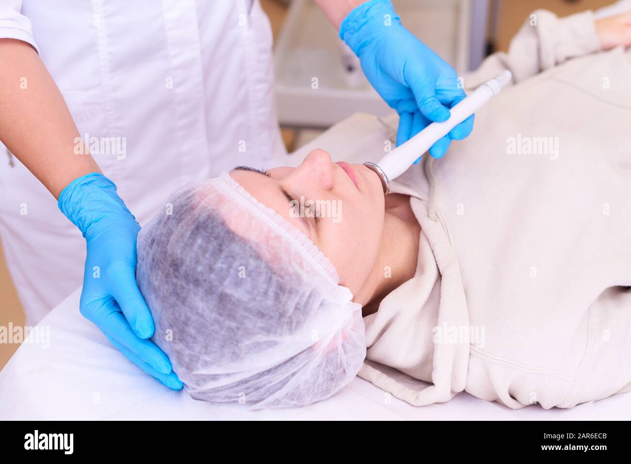 RF face lifting procedure in a cosmetology clinic Stock Photo - Alamy