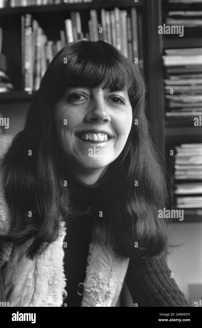 Marian van den Bergh Date: February 1, 1974 Keywords: portraits ...