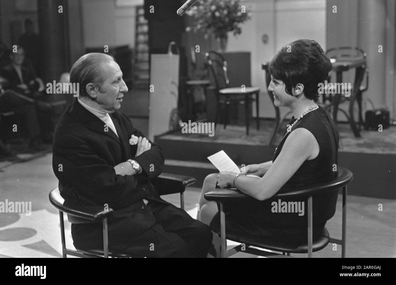 Mies en Scene Alex de Haas in the chair at Mies Bouwman Date: March 14 ...