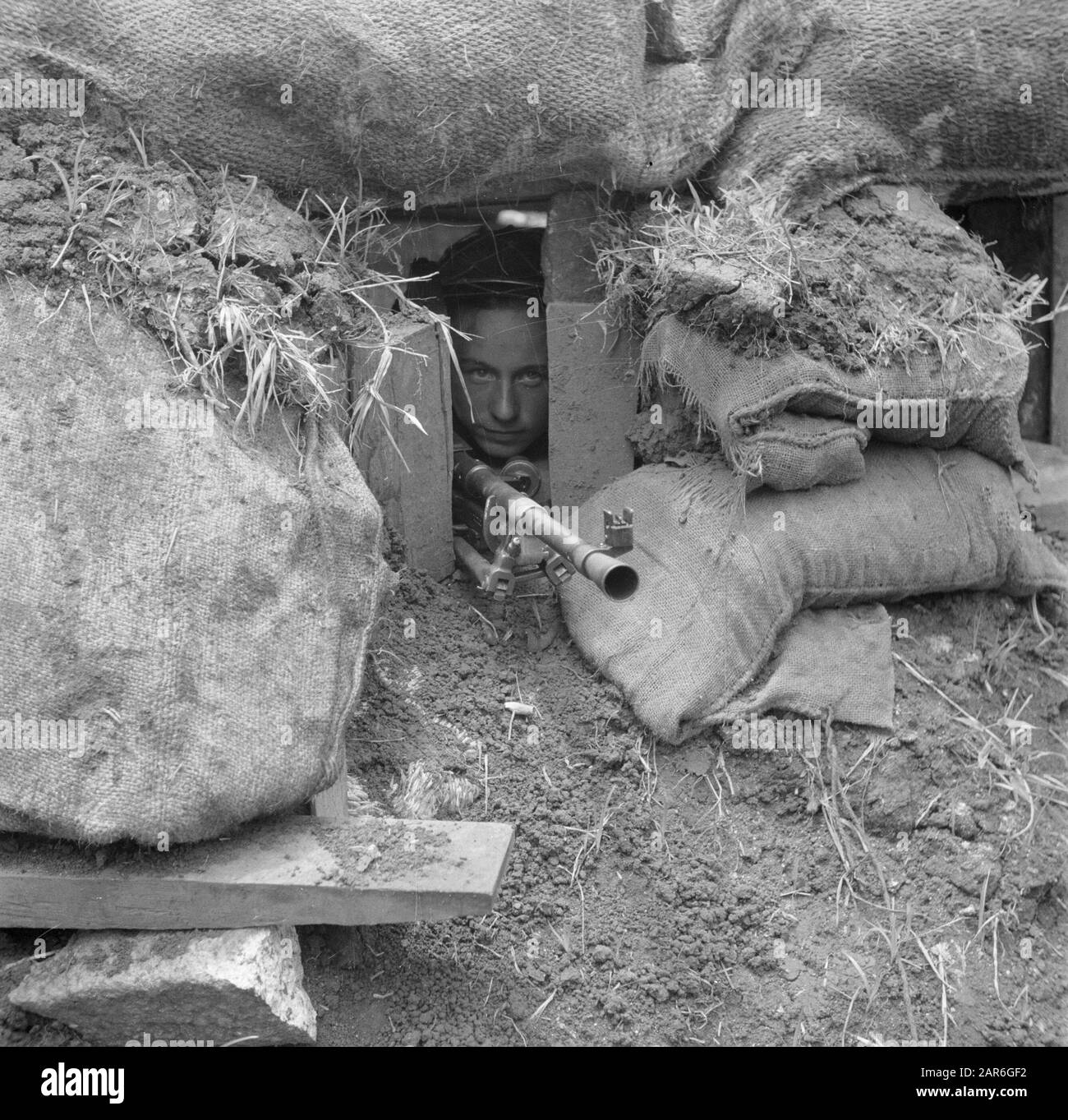 Improvised weapons Black and White Stock Photos & Images - Alamy