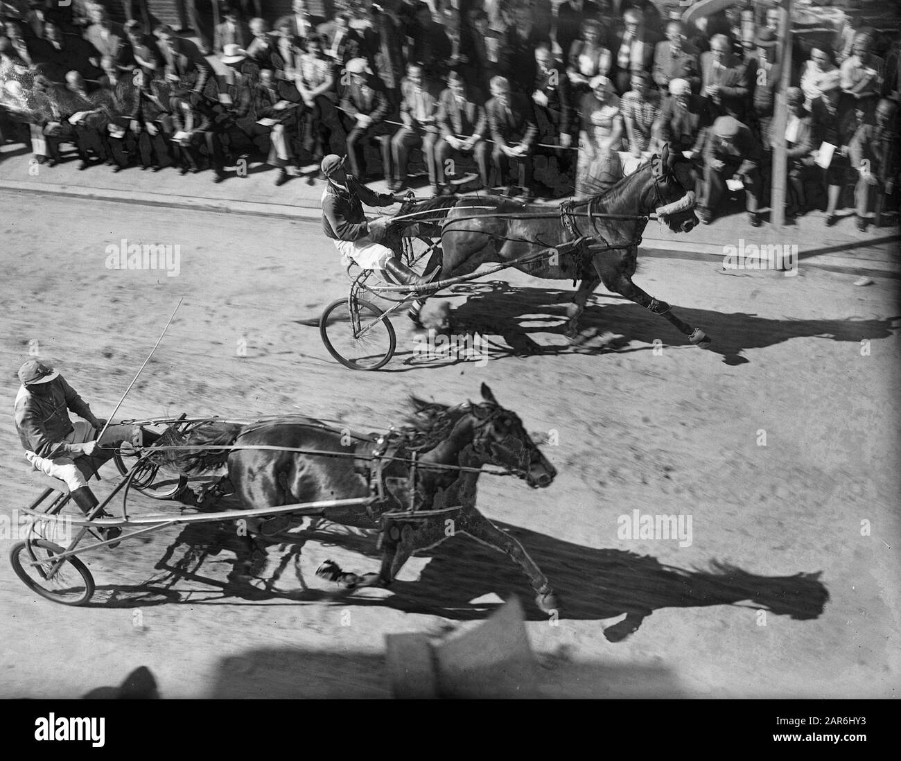 Short track racing Black and White Stock Photos & Images - Alamy