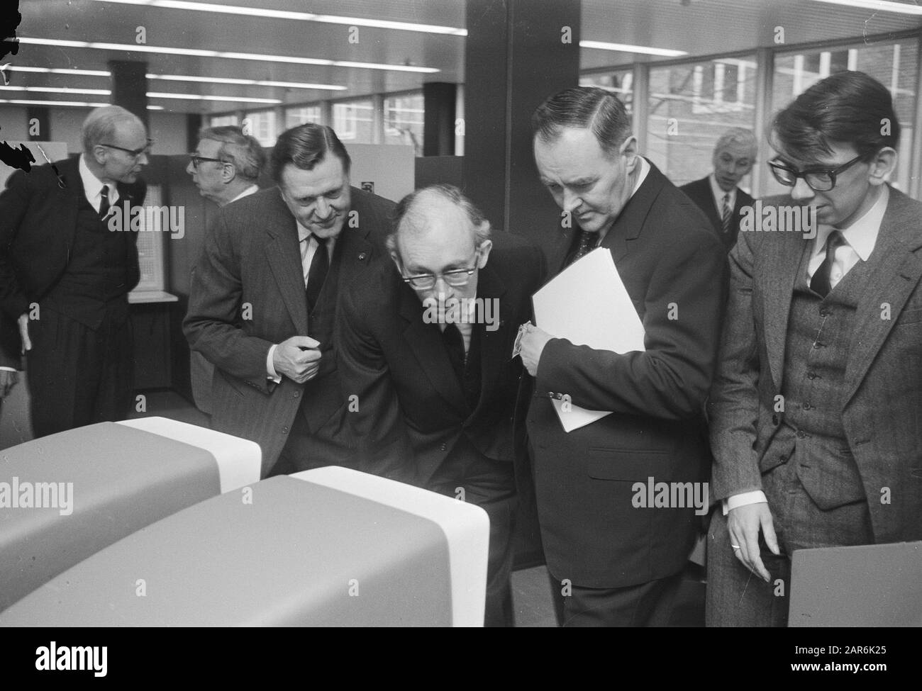 Opening by minister Witteveen of the building of the Bankgirocentrale ...