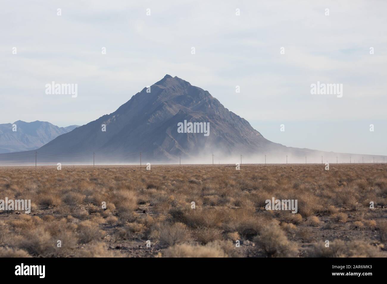 Dust storm in mojave desert hi-res stock photography and images - Alamy