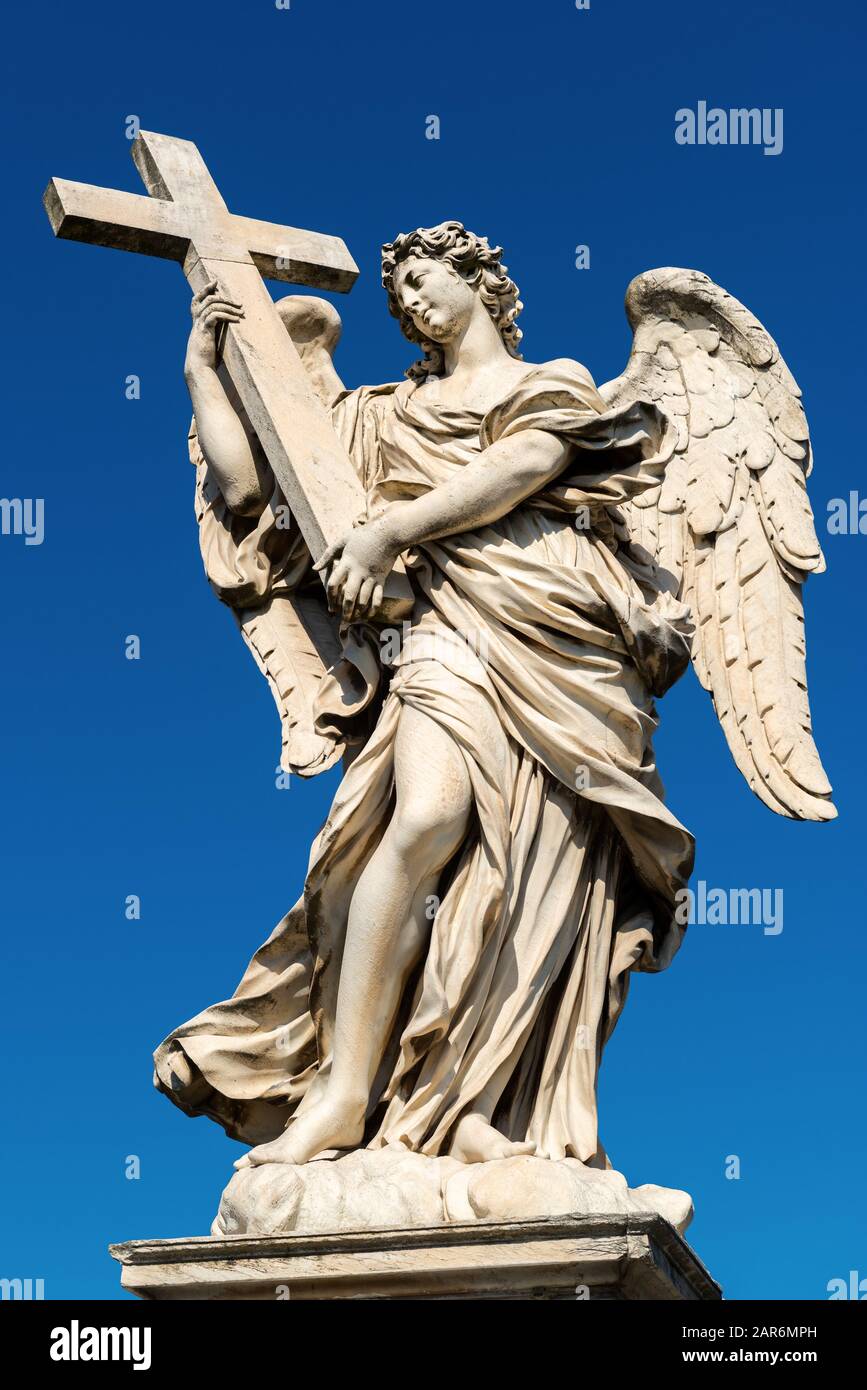 Angel cross statue sculpture hi-res stock photography and images - Alamy
