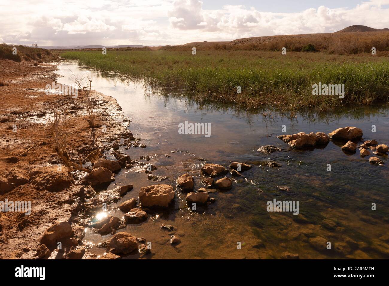 Draa river road hi-res stock photography and images - Alamy