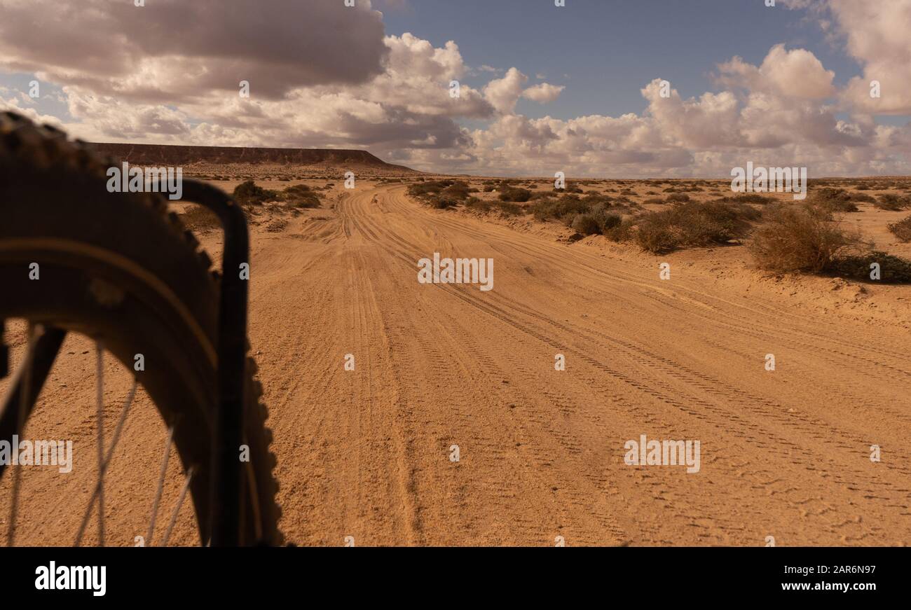 Cycling in the sahara desert hi-res stock photography and images - Alamy