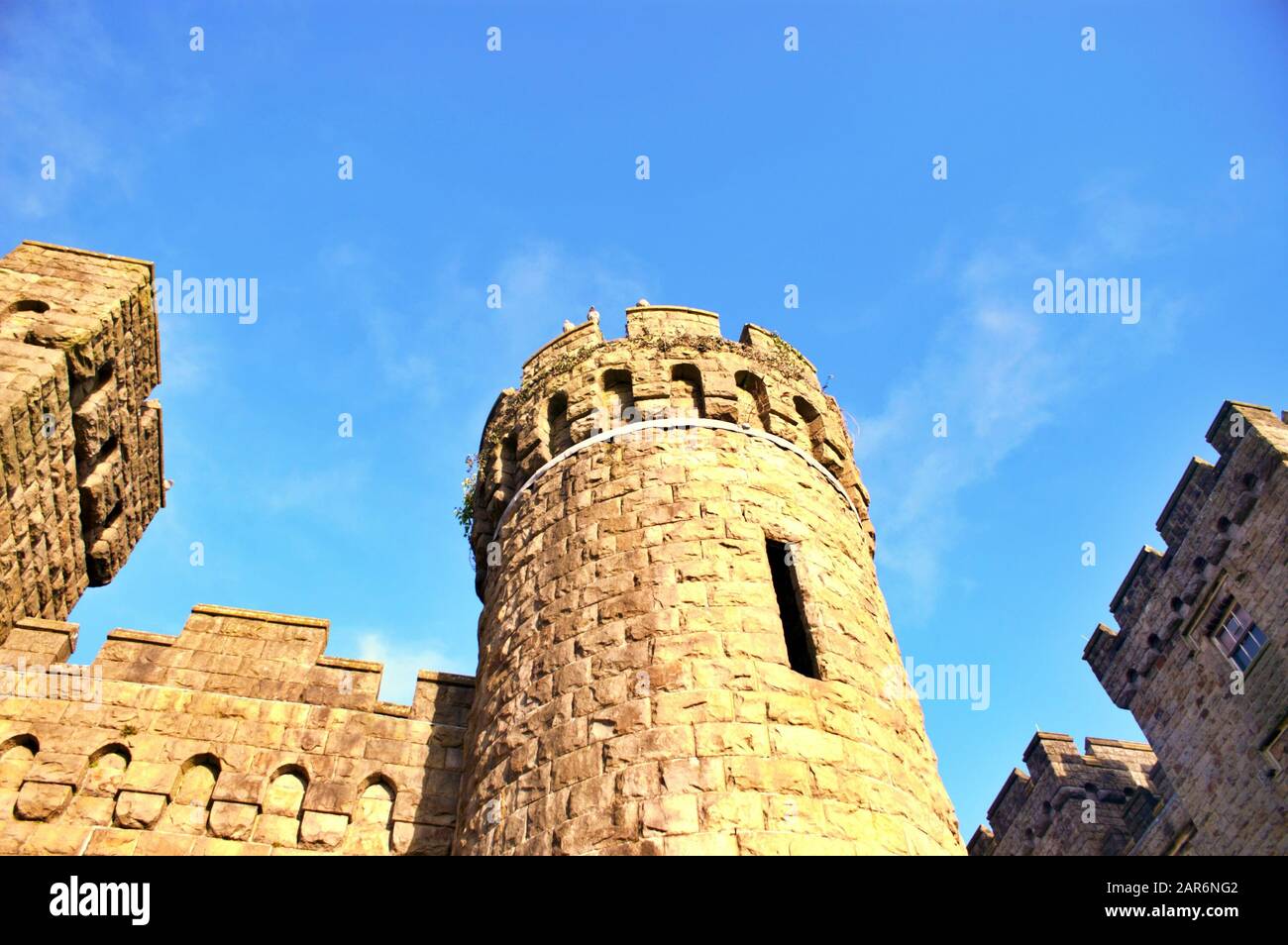 Turret of castle hi-res stock photography and images - Alamy