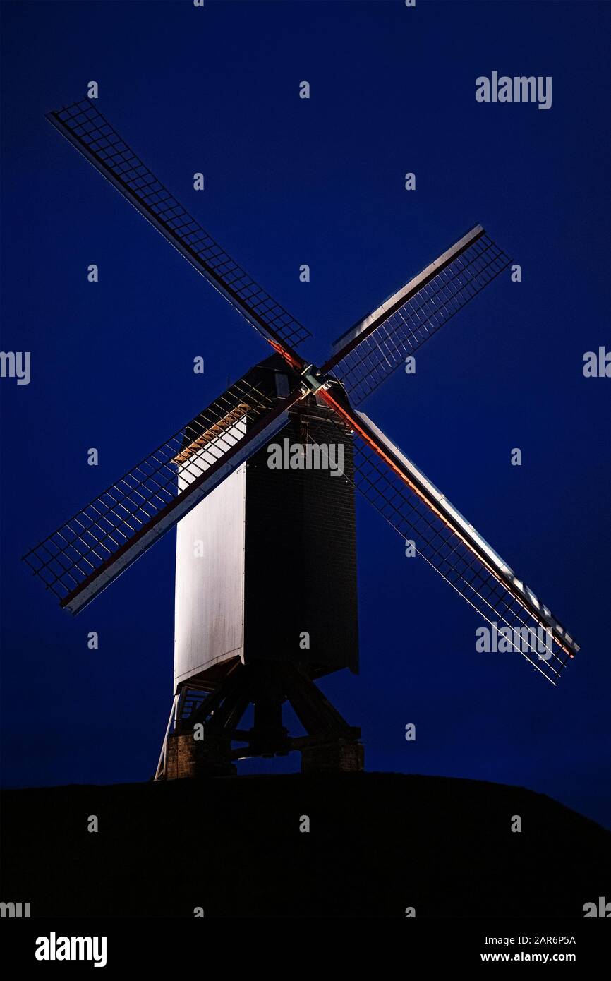 Belgium building night hi-res stock photography and images - Alamy