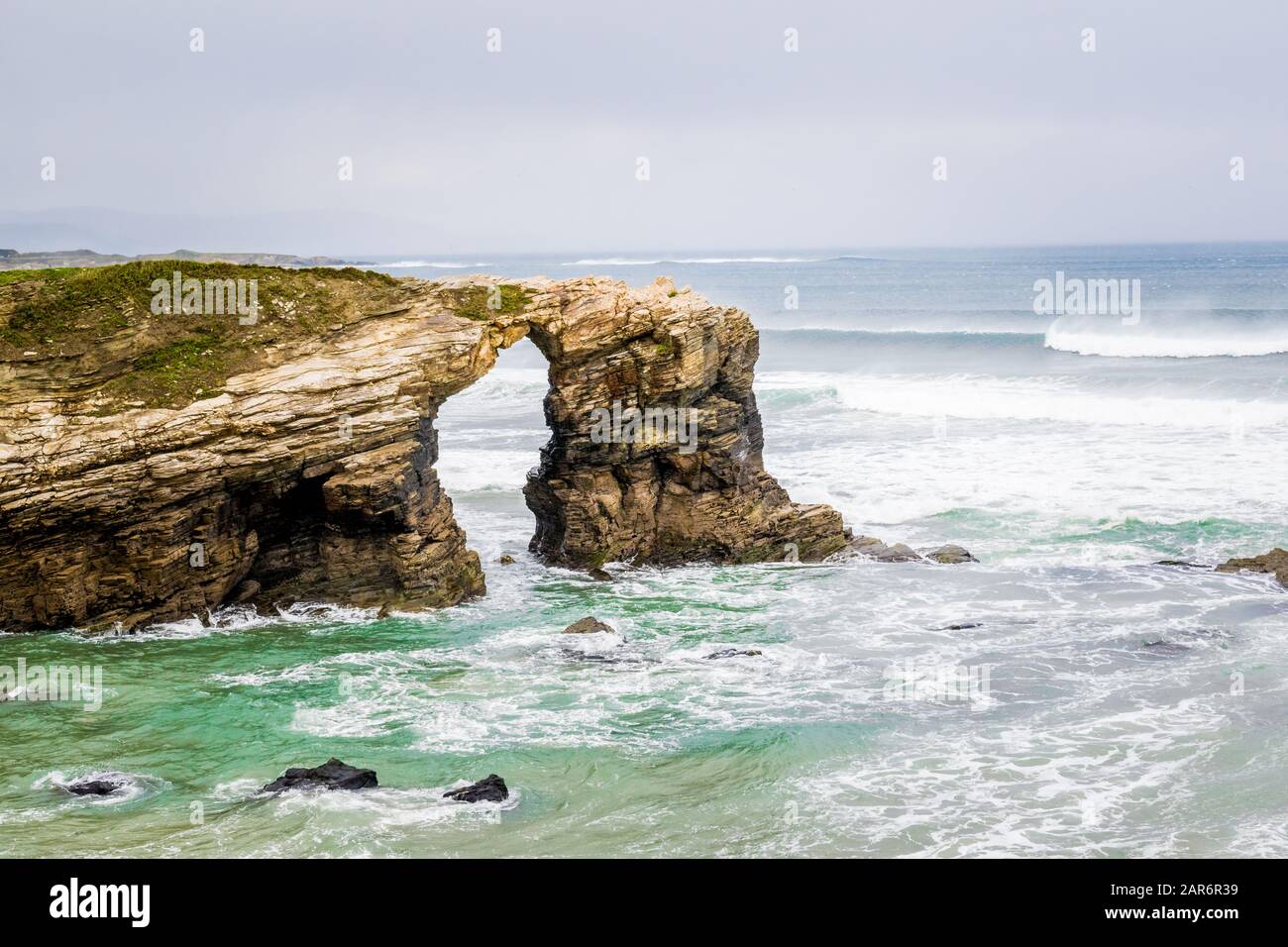 Sea arc hi-res stock photography and images - Alamy