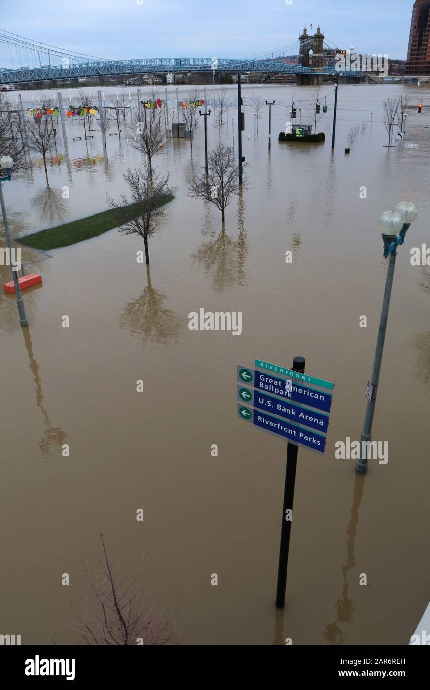 Cincinnati flood hi-res stock photography and images - Alamy