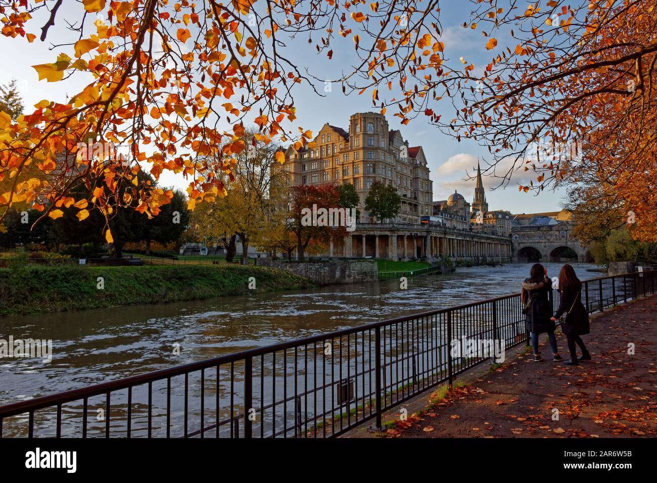 Bath in glorious Autumn colours Stock Photo - Alamy