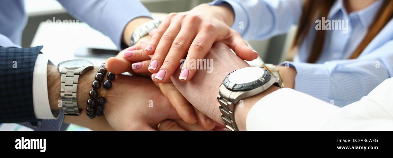 Greeting folded hands hi-res stock photography and images - Alamy