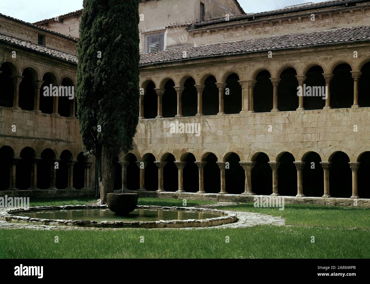 CLAUSTRO ROMANICO DEL MONASTERIO DE SANTO DOMINGO DE SILOS. Location ...