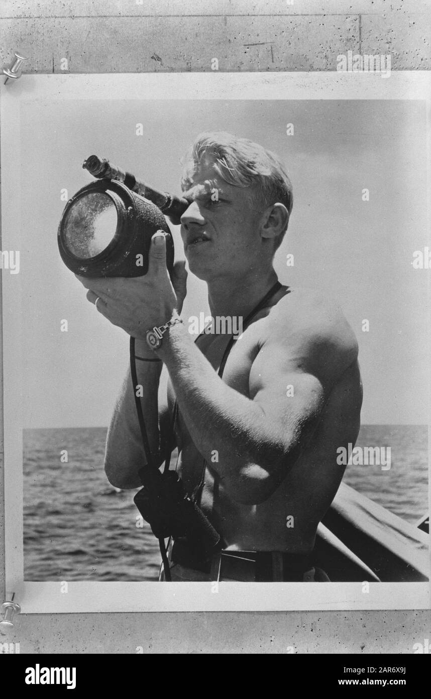 NAVY [Navy] Anefo London series Dutch merchant navy. Crew member ...